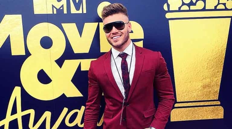 Gus Smyrnios from Floribama Shore Net worth, Age, Girlfriend, Wiki-Bio ...
