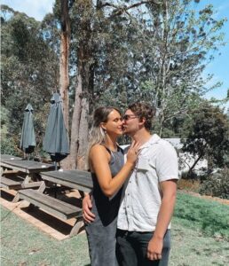 Meet Tyler Mahoney's Boyfriend Jake Bennett. Their love life shared ...