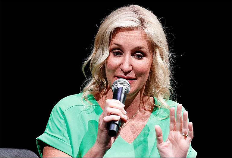 Jenny Marrs Breaks Down in Tears As She Shares Heartfelt Family Reunion